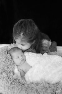 Everly | Newborn | Sisters - Stacy Kamler Photography